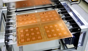 Glass Substrate in Semiconductor Packaging: Pros and Cons